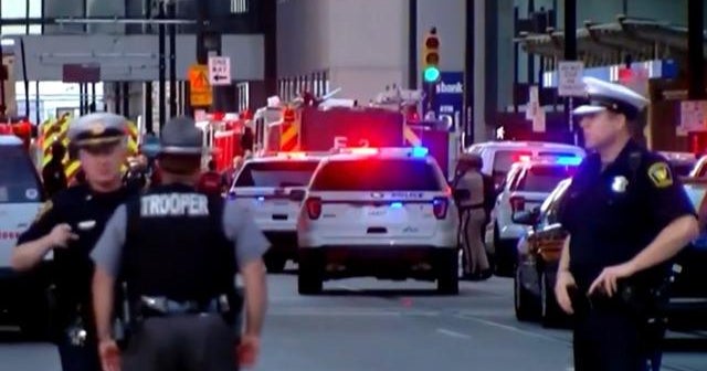 Cincinnati bank shooting leaves 4 dead, including gunman - CBS News