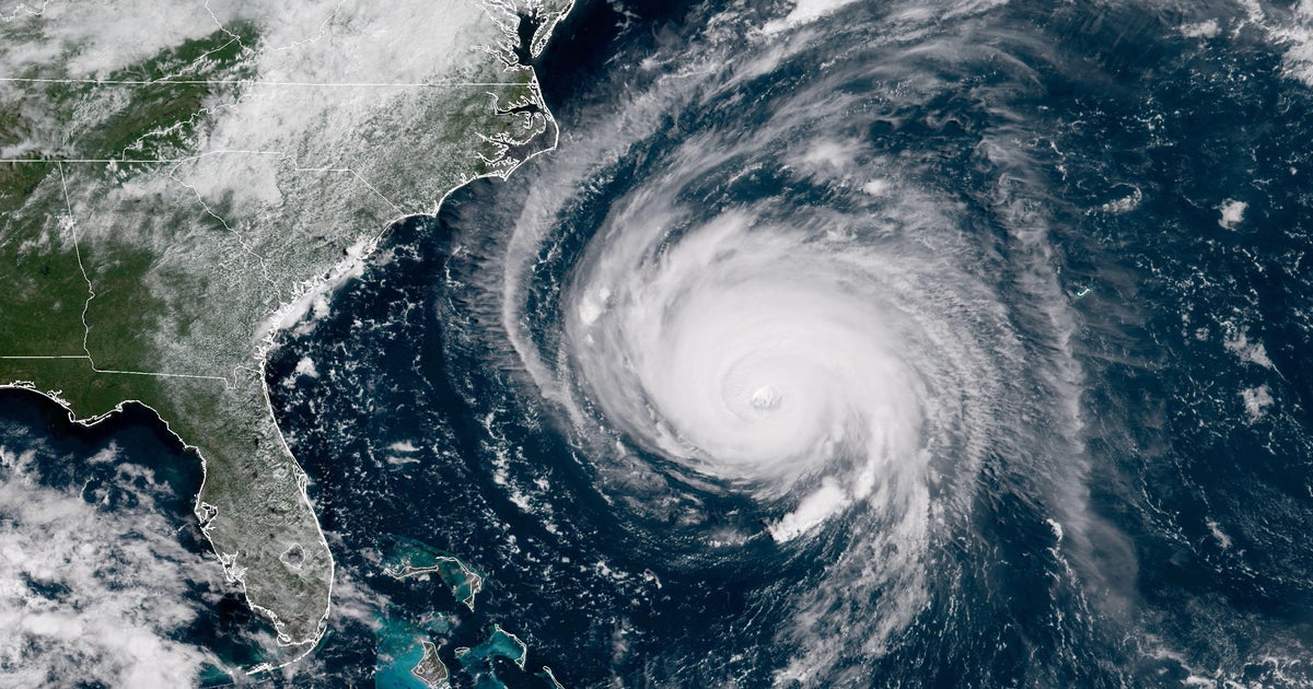 Hurricane Florence evacuation zones clear out as latest path track ...