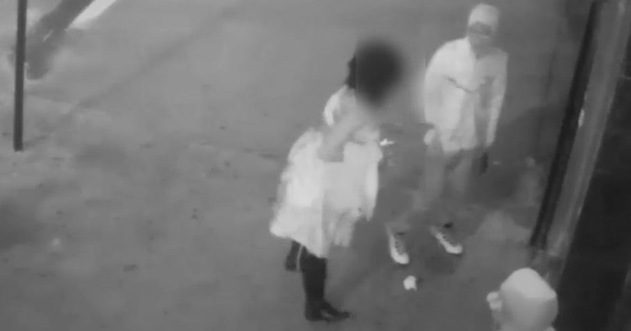 SEE IT: Woman Fends Off Armed Robbery Attempt In The Bronx - CBS New York