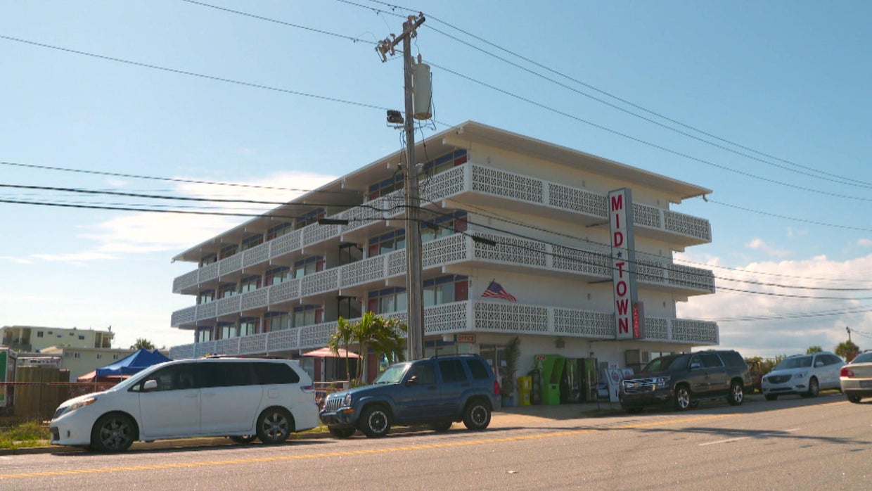 Myrtle Beach innkeeper opens his doors to families hit by flooding ...