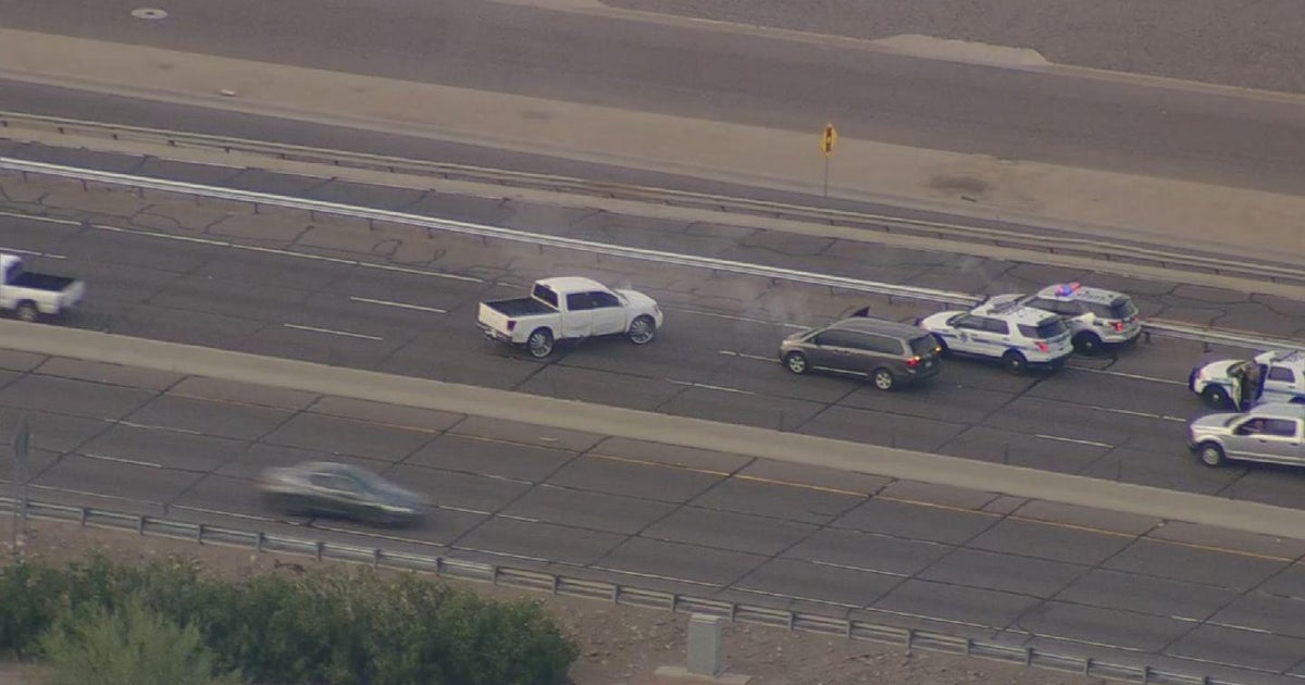 Suspect dead, 3 state troopers injured after freeway chase and shootout ...