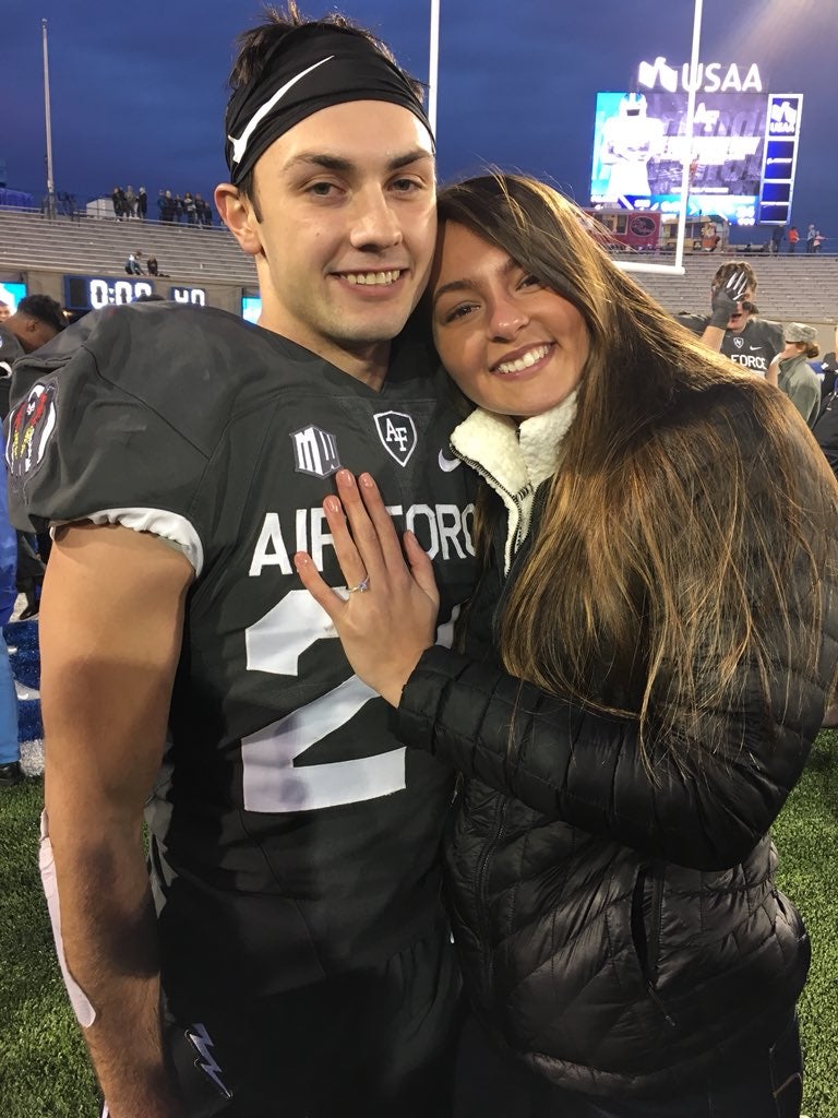 Air Force Running Back Scores Bigger Win After Toppling Lobos - CBS ...