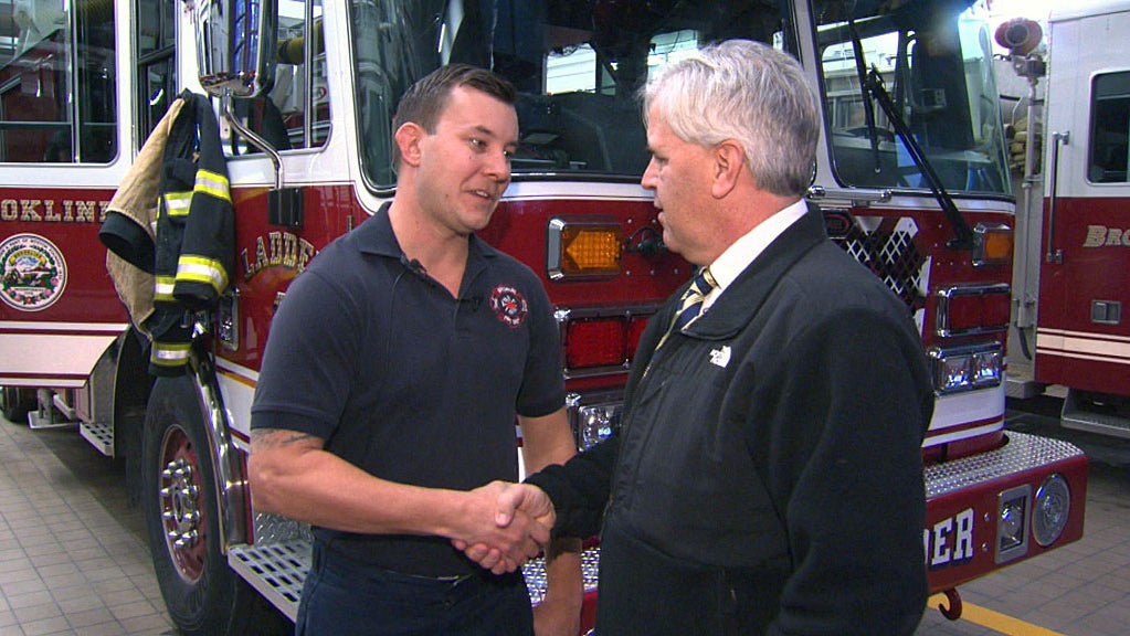 Off Duty Firefighter Saves Couple From Car Dangling Off Boston Pier ...