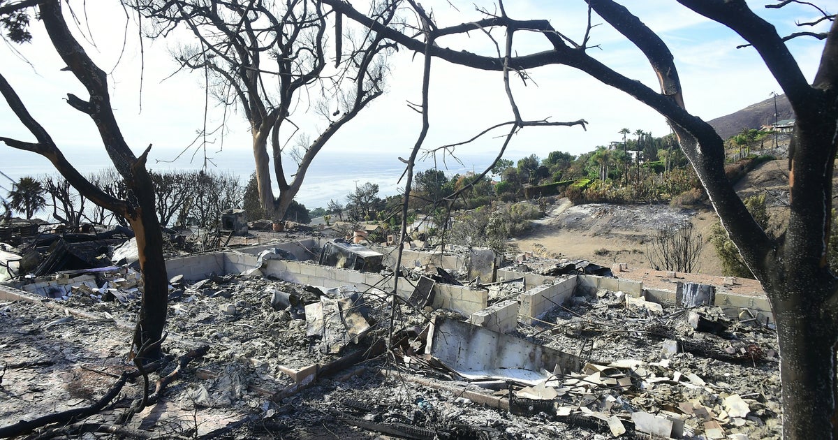 Emergency Food Aid Now Available For Woolsey Fire Victims - CBS Los Angeles