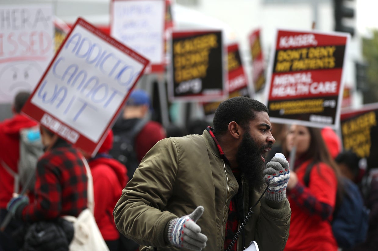 Kaiser cancels surgeries during mental health therapists' strike - CBS News