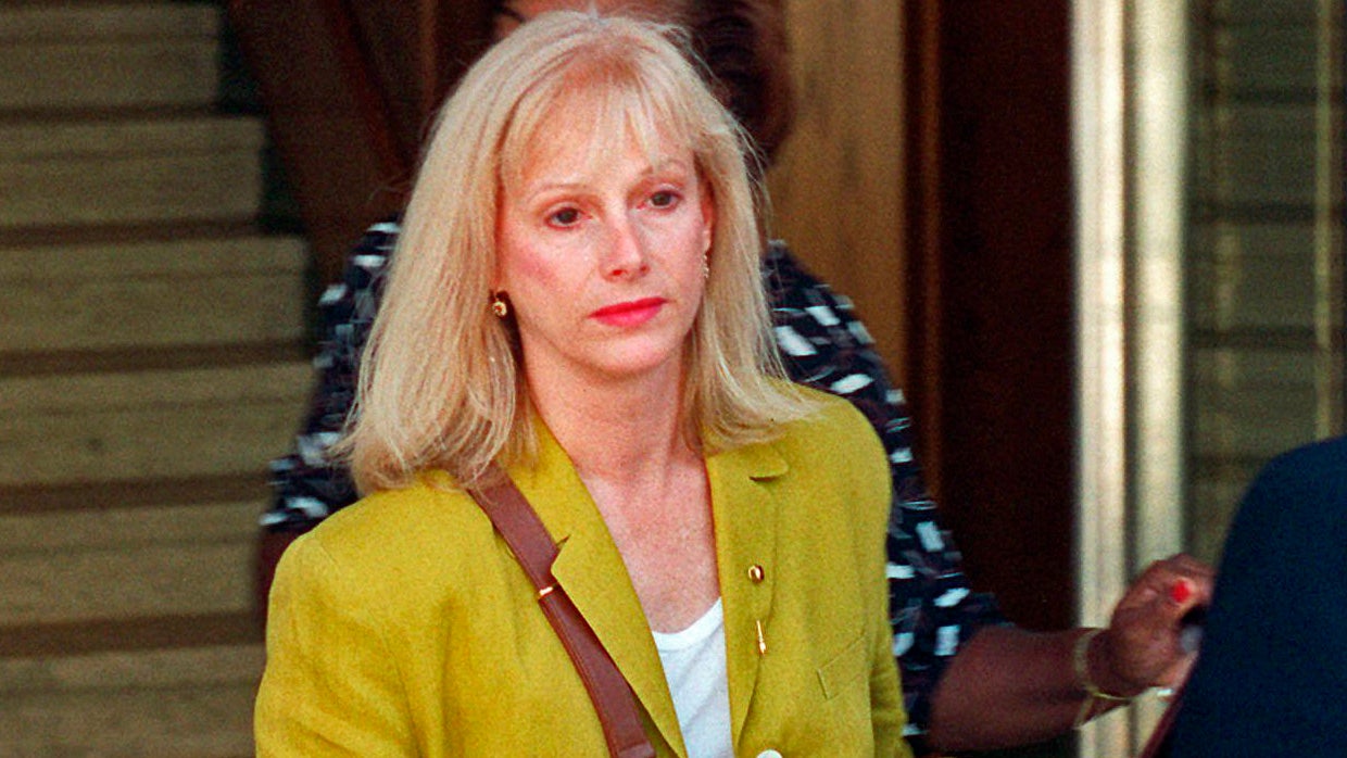 Actress Sondra Locke Dies Unpublicized in November at Age 74 - CBS San ...