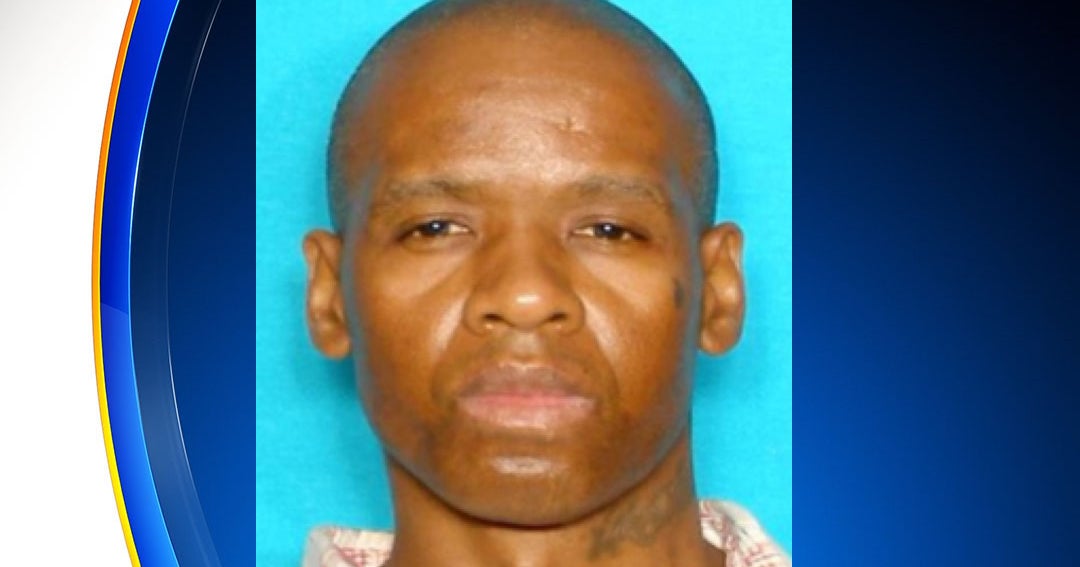 Dallas Police Identify Suspect In Double Murder - CBS Texas