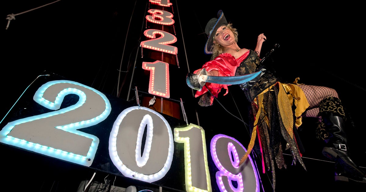 Pirate Wench, Drag Queen Ring In The New Year In Key West - CBS Miami