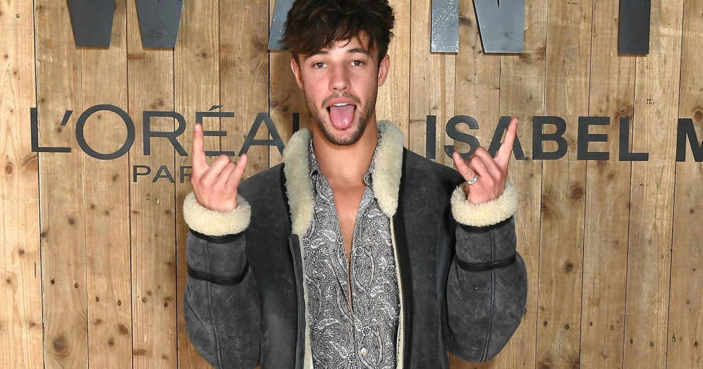 Social Media Star Cameron Dallas Arrested After Alleged Assault - CBS ...