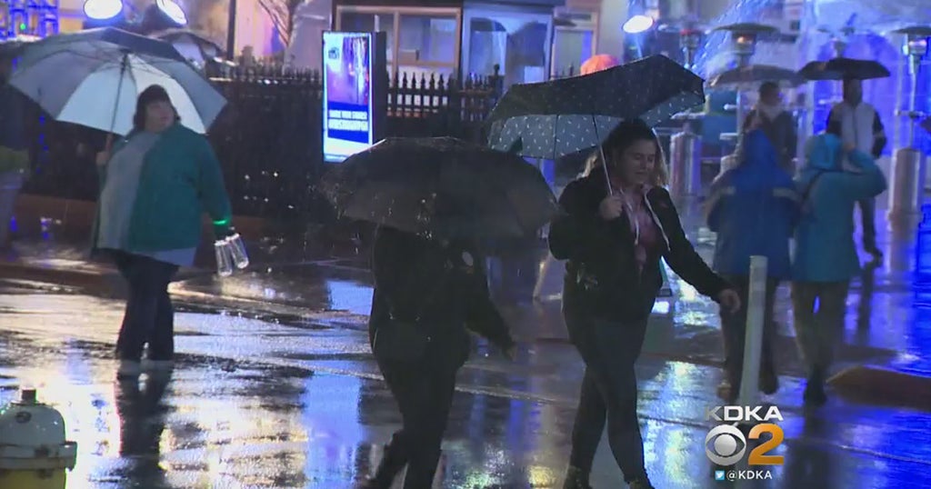 Thousands Brave Rain To Ring In 2019 At First Night Pittsburgh - CBS ...