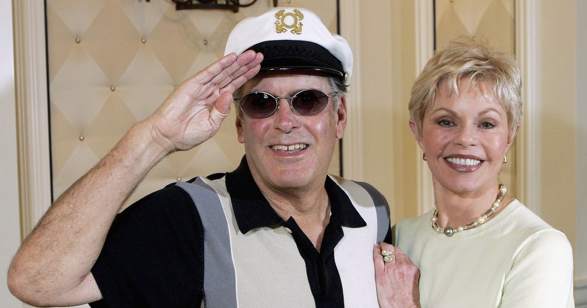 Daryl Dragon dead at 76; The Captain of the 70s musical duo Captain and ...