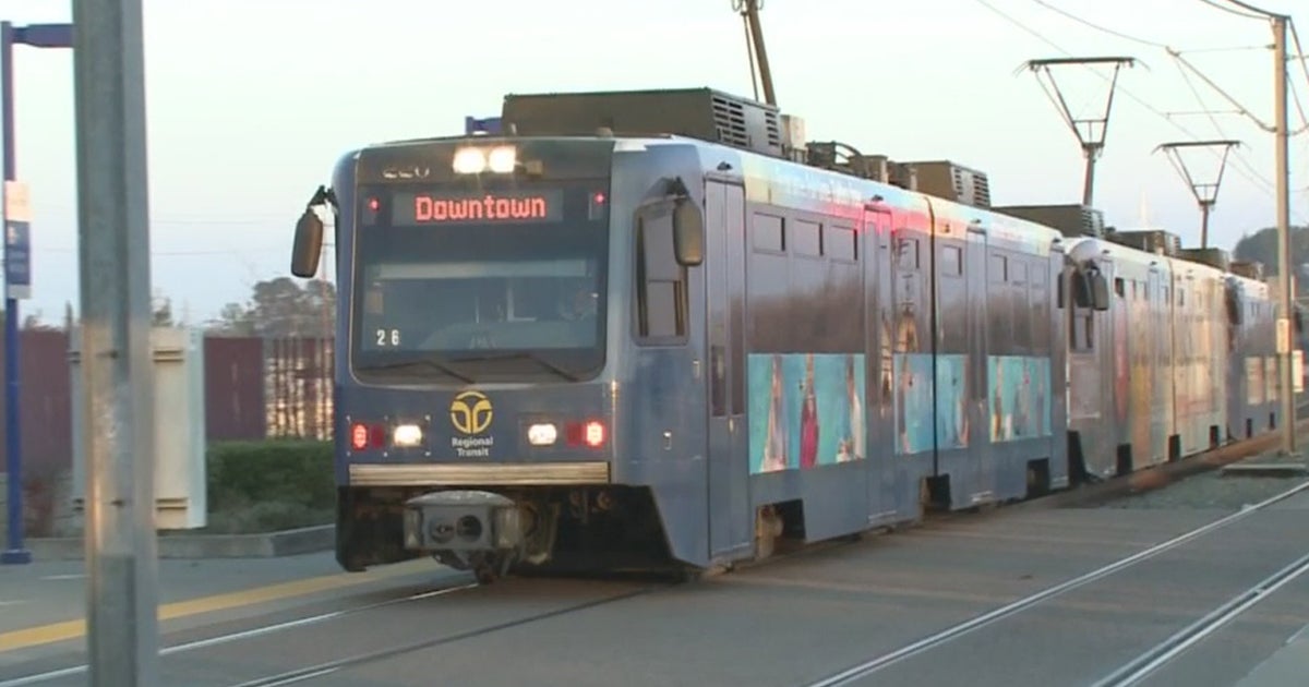 Sac RT Hopes Free Parking Entices More People To Ride - CBS Sacramento