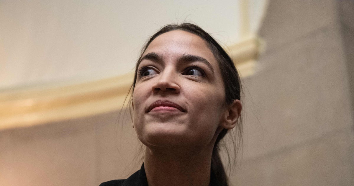 Alexandria Ocasio-Cortez (AOC) writes on Twitter that college ...
