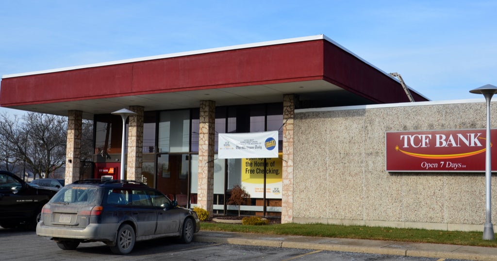 Chemical Financial to acquire TCF Keep Headquarters in Detroit - CBS ...