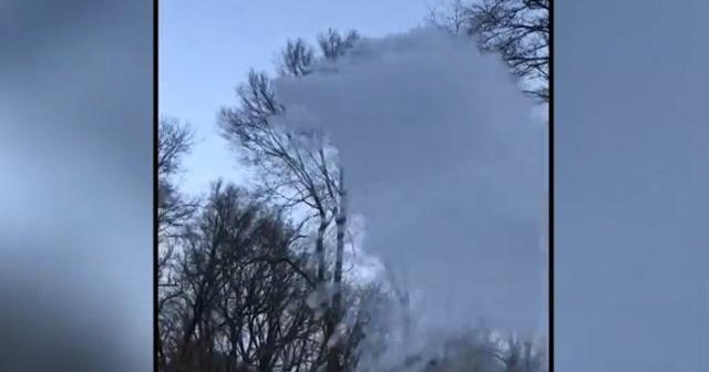 Polar vortex cold enough to turn boiling water into ice in the air ...