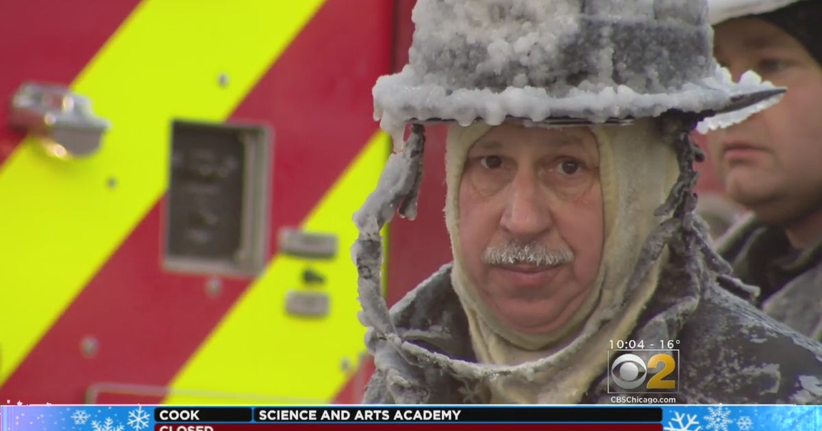 Chicago Firefighters Battle More Than Fires In Extreme Cold - CBS Chicago
