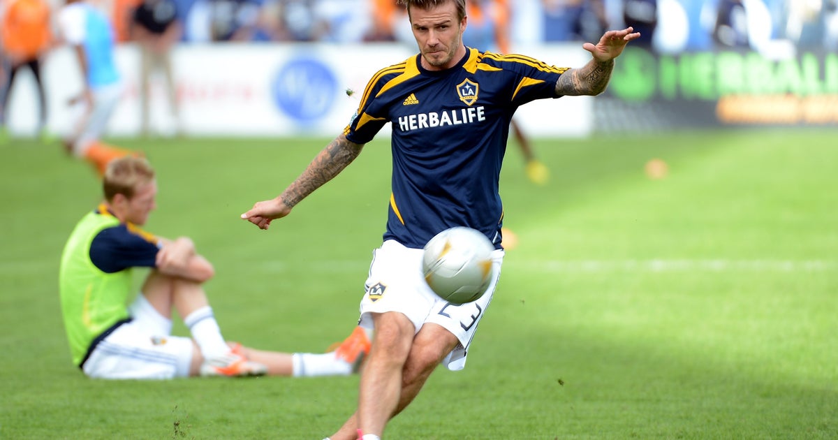 LA Galaxy To Give David Beckham A Statue - CBS Los Angeles