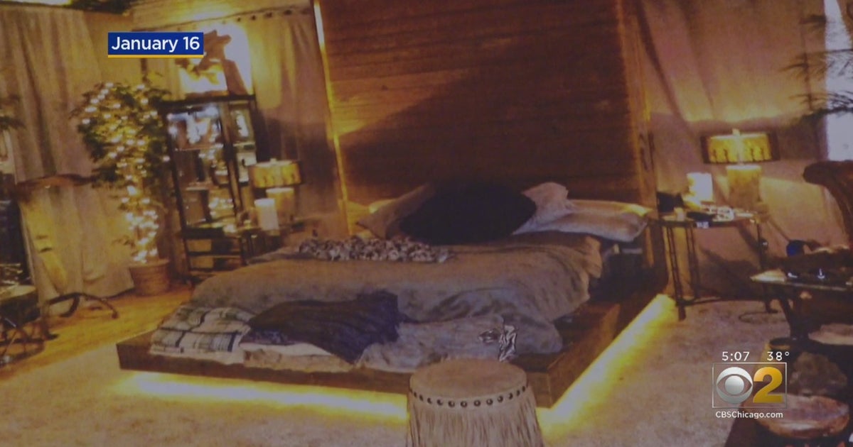 R. Kelly Continues Moving Out Of West Side Studio Amidst New Sexual ...