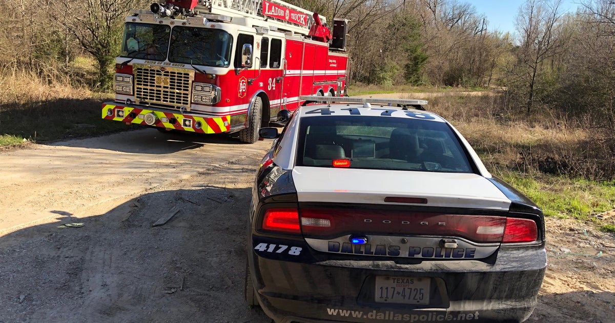 Body Found Floating In Trinity River - CBS Texas