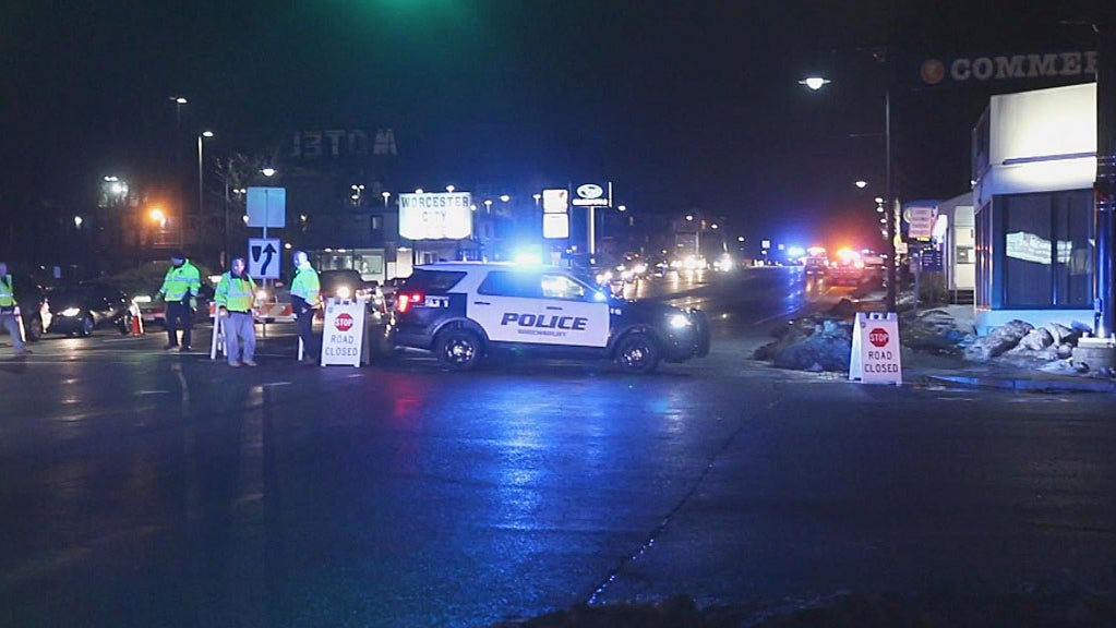 Person Hit Killed By Car On Route 9 In Shrewsbury Cbs Boston