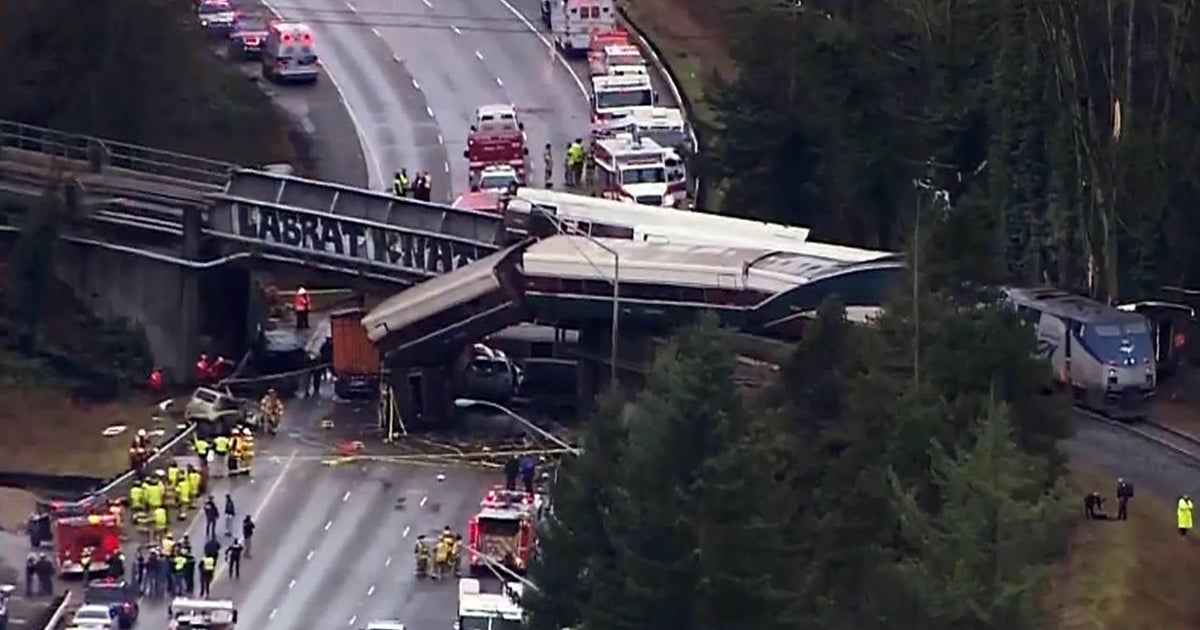 How safe are America's railroads? — "60 Minutes" examines train crashes ...