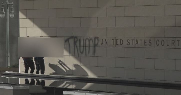 Federal Courthouse In Downtown LA Vandalized With Anti-Trump Graffiti ...