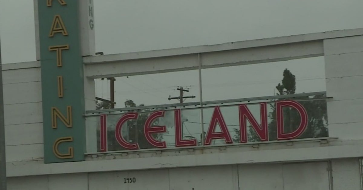 City Of Sacramento To Restore Iceland Ice Skating Rink - CBS Sacramento