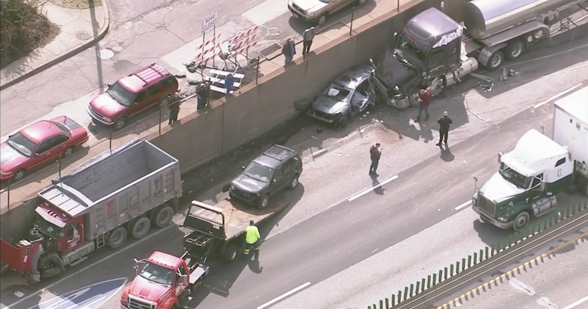 Multi-Vehicle Accident Involving Tanker Truck Causing Traffic Mess On I ...