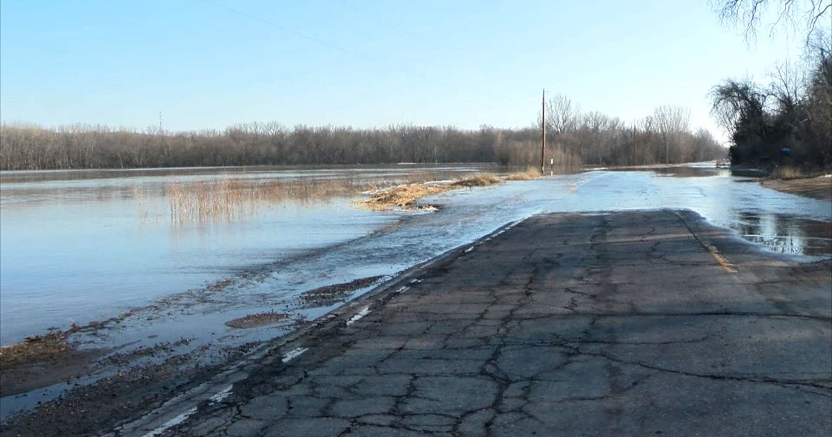 Swift Action Taken In Henderson To Combat Floodwaters - CBS Minnesota