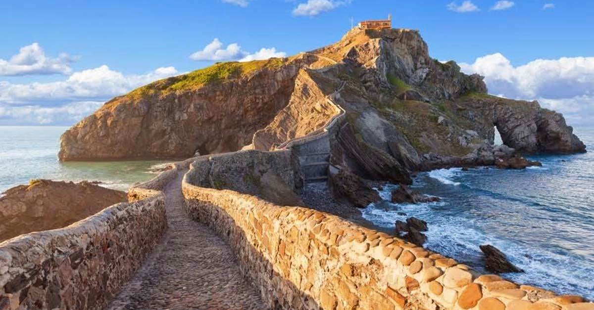 "Game of Thrones" filming locations in the real world – See the castles ...