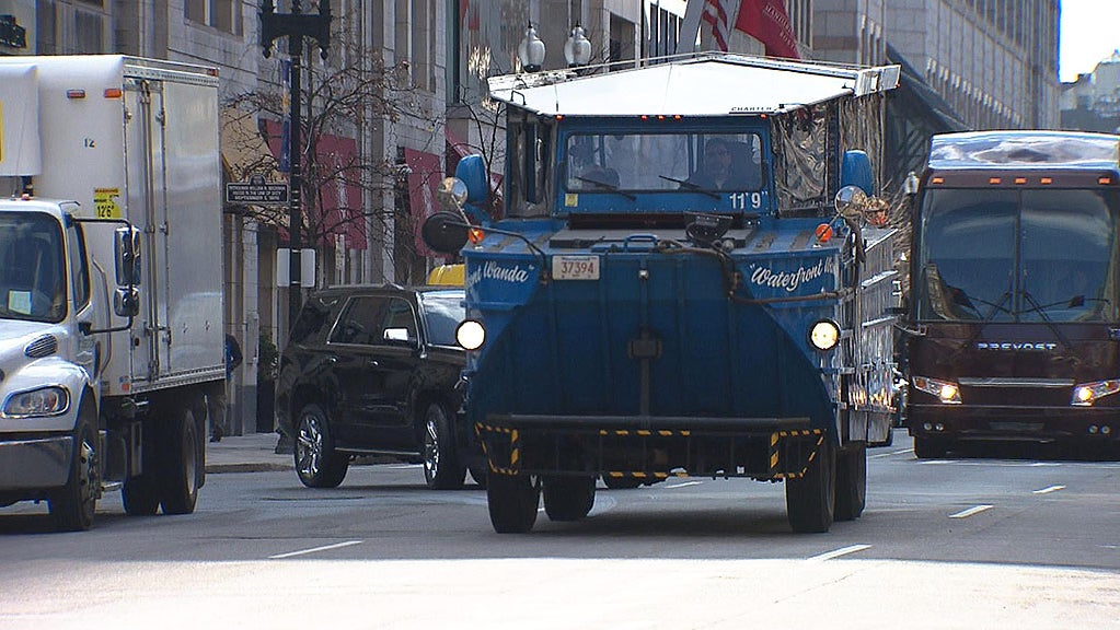 'Best Job In Town': Boston Duck Boats Ready For New Season - CBS Boston