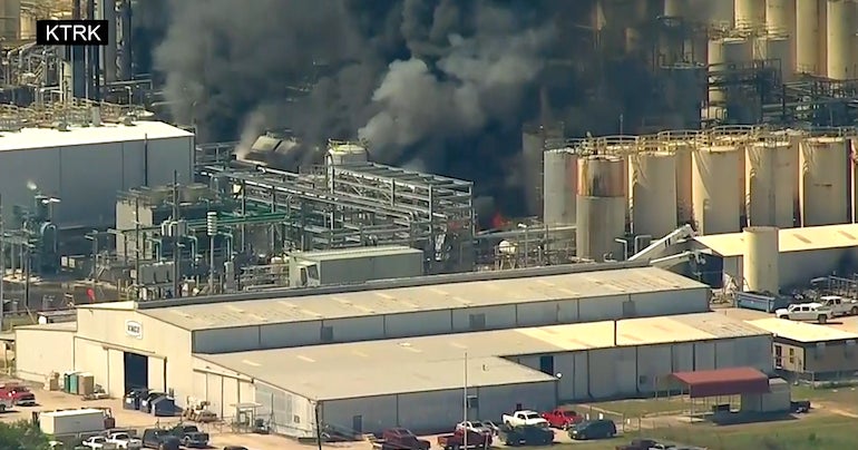 Dead Worker In Texas Chemical Fire Identified - CBS Texas