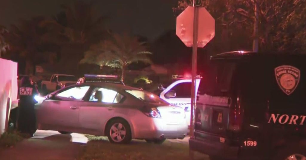 North Miami Police Chase Ends In Crash - CBS Miami