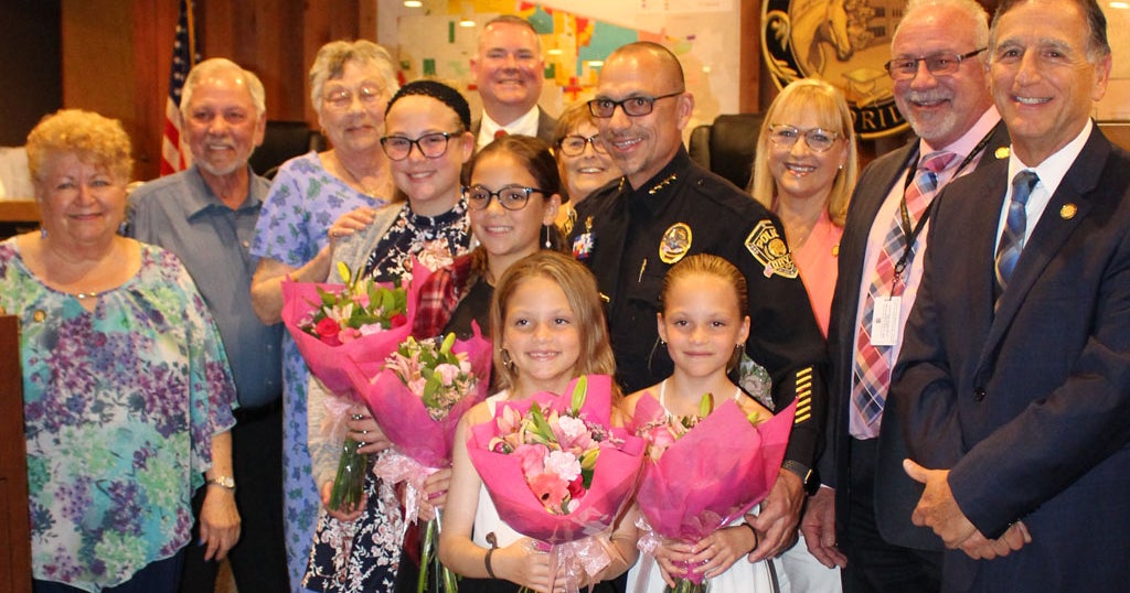 Dale Engle Sworn In As Davie's New Police Chief - CBS Miami