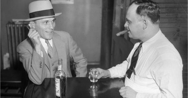 Which U.S. job has seen biggest wage gain? Bartender - CBS News