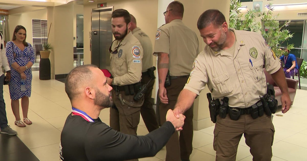 Mario Strong: Miami Police Officer Injured In Motorcycle Crash Meets ...