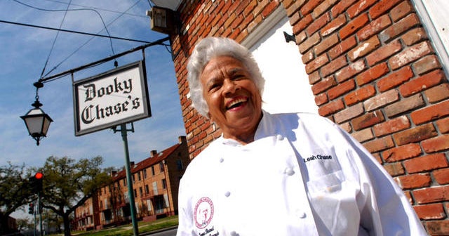 Remembering Leah Chase, the "Queen of Creole Cuisine" - CBS News