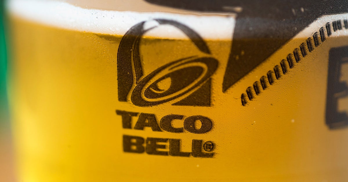 Taco Bell's Alcohol Serving 'Cantina' Concept Opening Downtown ...