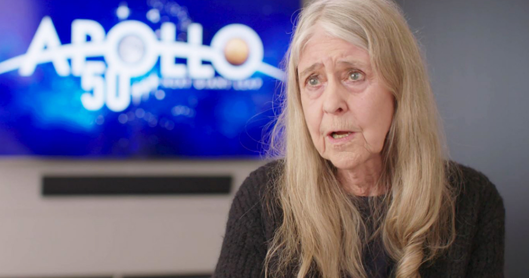 Margaret Hamilton: MIT Software Pioneer Who Helped Save Apollo 11 Moon ...