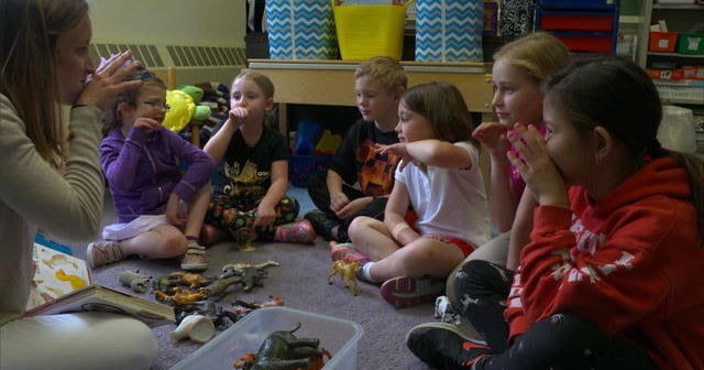 Kindergarten Sign Language - CBS News