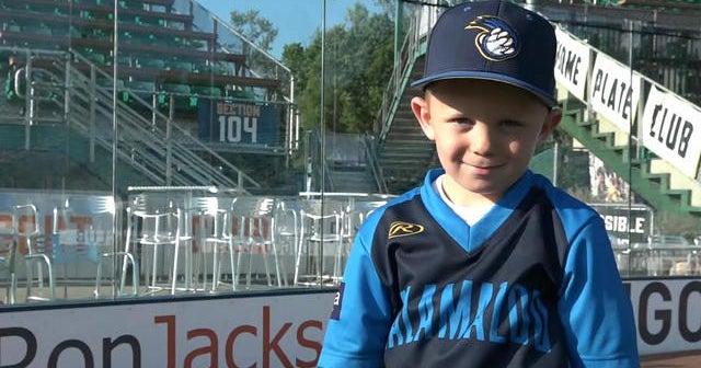 The story behind baseball's 6-year-old internet sensation, Coach Drake ...