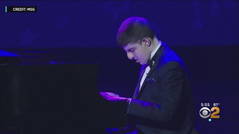 Billy Joel MSG: Blind 14-year-old piano prodigy Logan Riman plays duet ...