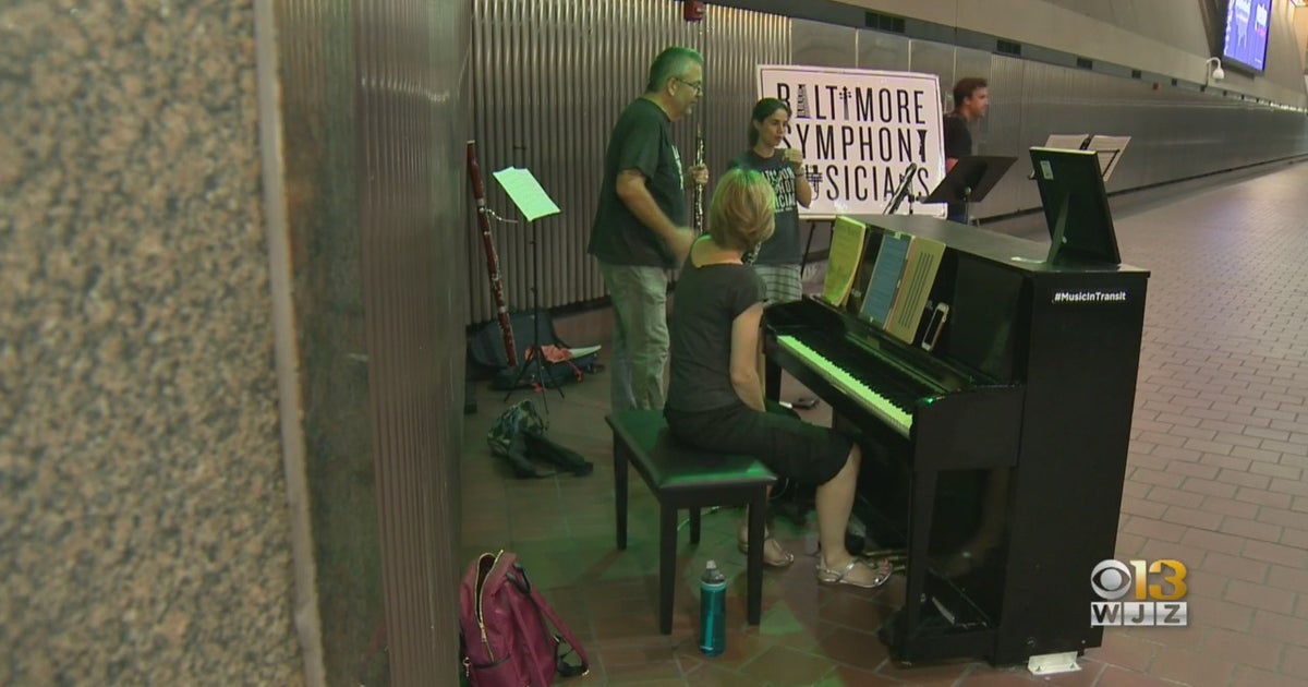 Amid Lockout, BSO Musicians Bring Music To The Subway - CBS Baltimore