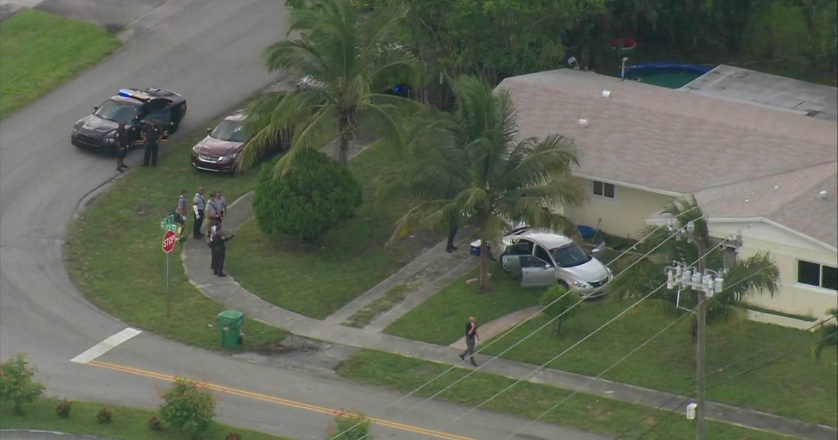 'It Has To Stop': Mother Witnesses 18-Year-Old Son Shot While In Her ...