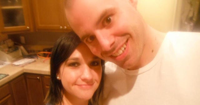 Tom Fallis' panicked call to 911 - CBS News