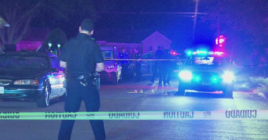 Dallas Police Seek Help In Double Murder Investigation - CBS Texas