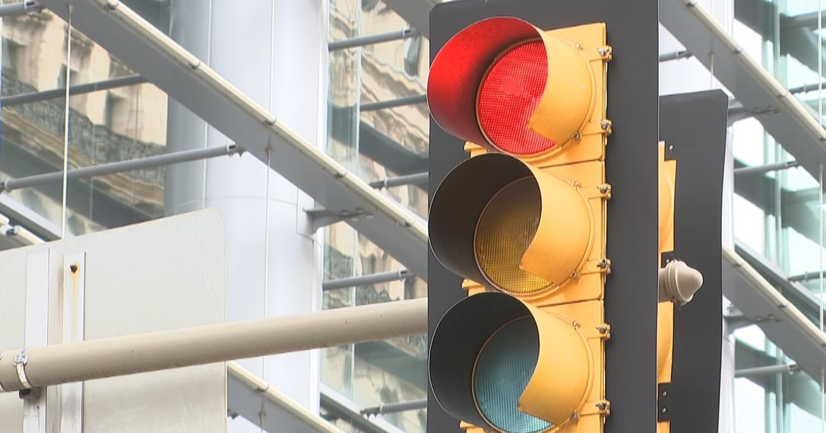 Deaths From Crashes Involving Red Light Running On Rise, New Research ...