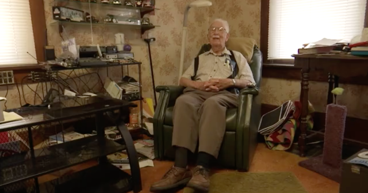 Longest-serving officer: 91-year-old Ohio man, Howard Mullen, who ...
