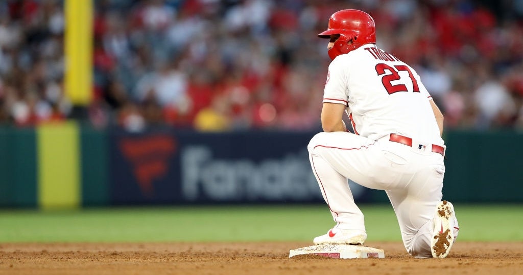 Baseball Report: Mike Trout And MLB's Record-Breaking Weekend - CBS New ...
