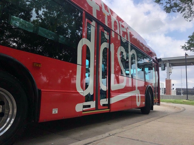 Opt For 'The Dash' For Quick Trips Via Electric Bus In Fort Worth - CBS ...